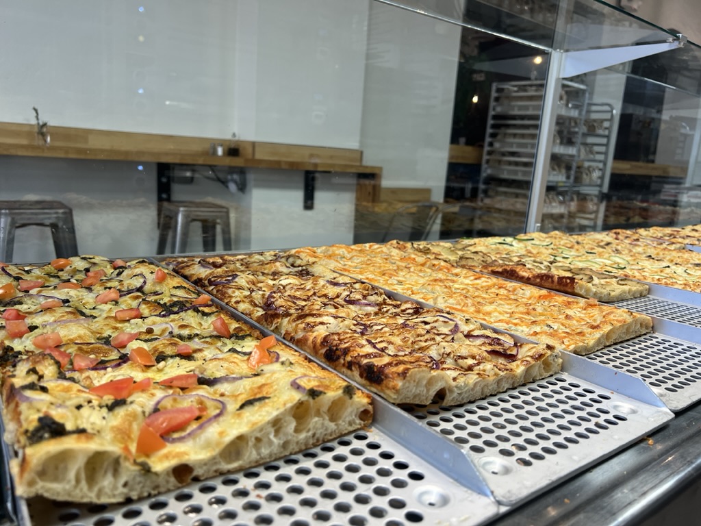 | PaPa J's Twin Plaza