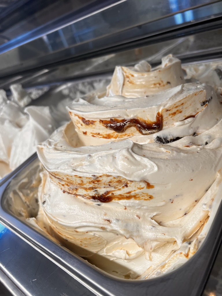 | PaPa J's Twin Plaza